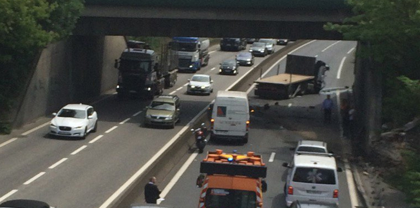 Orsay : La N118 a été en partie fermée à la suite d'un important accident